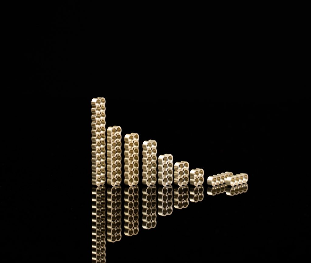 OverkillPC's Knuckle Combs - Gold | MAINFrame Customs